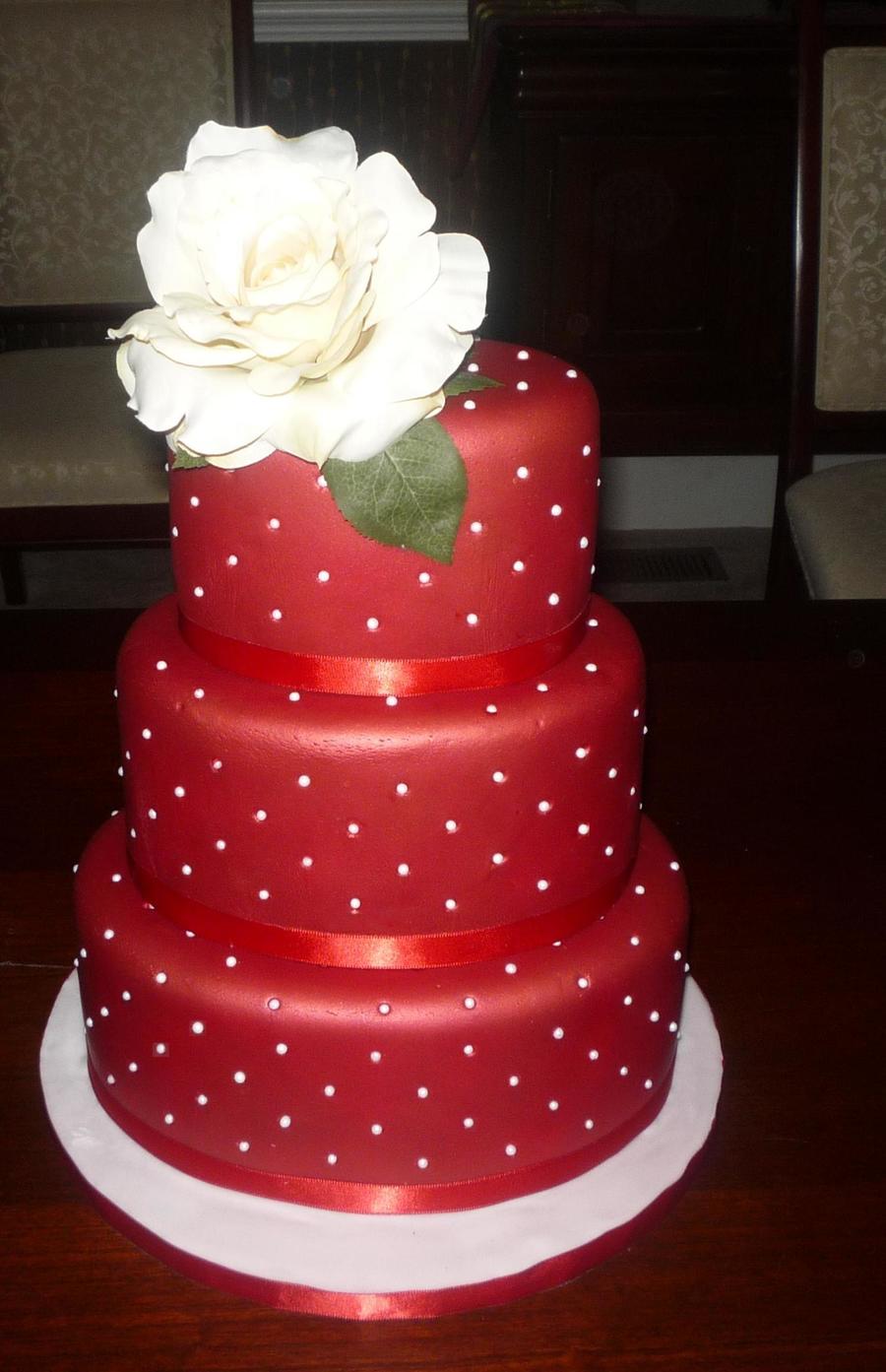 Miss Scarlet - CakeCentral.com