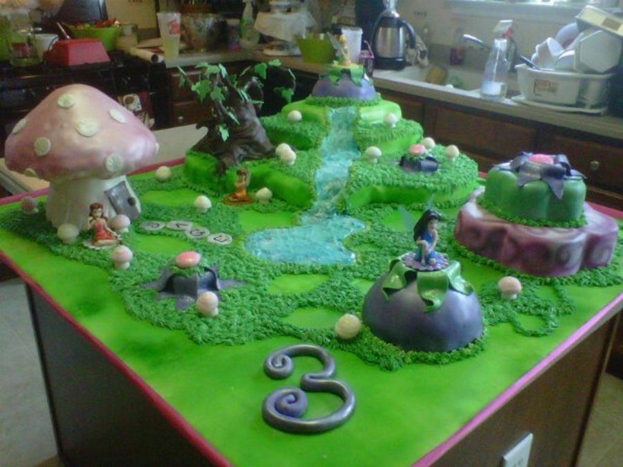 Sage's Enchanted Forest - CakeCentral.com