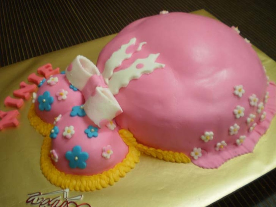 Pregnant Cake - CakeCentral.com