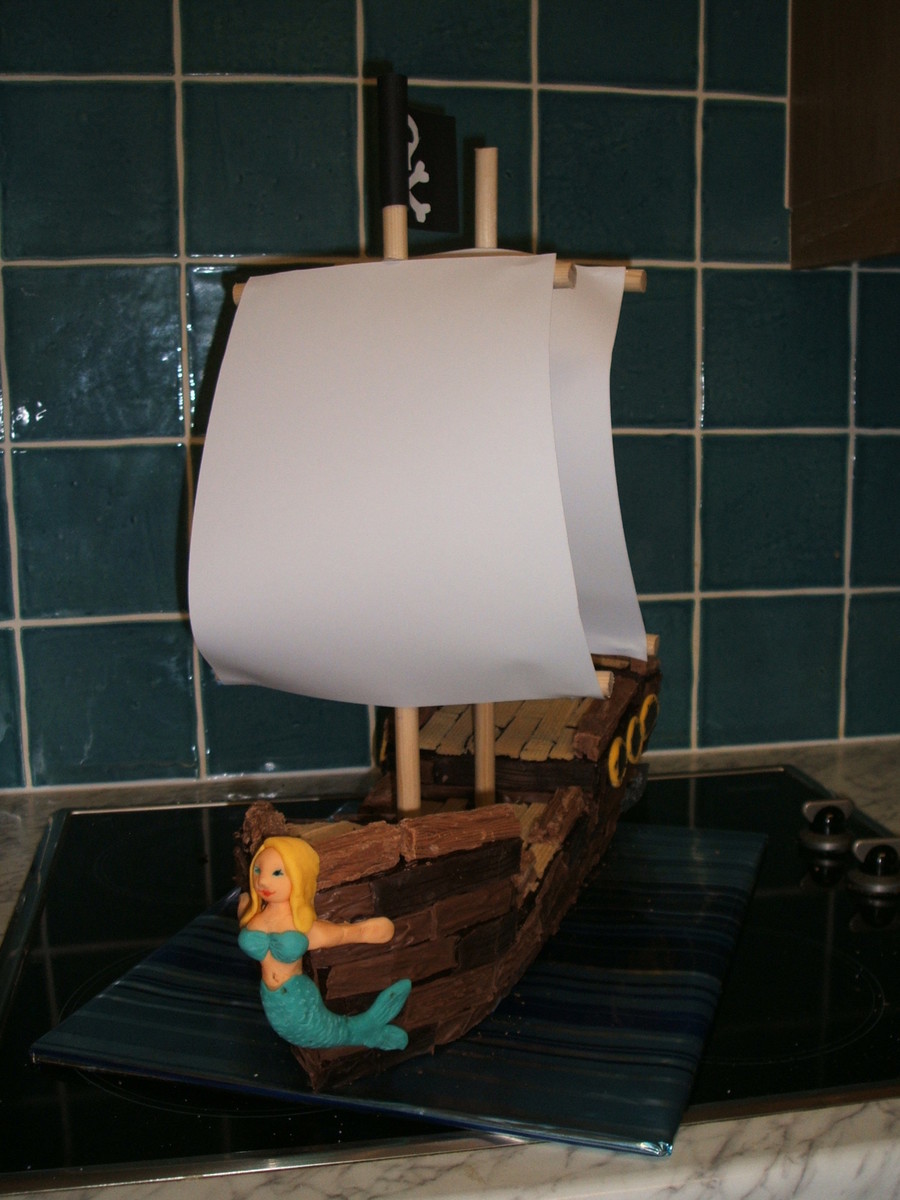 Pirate Ship! - CakeCentral.com