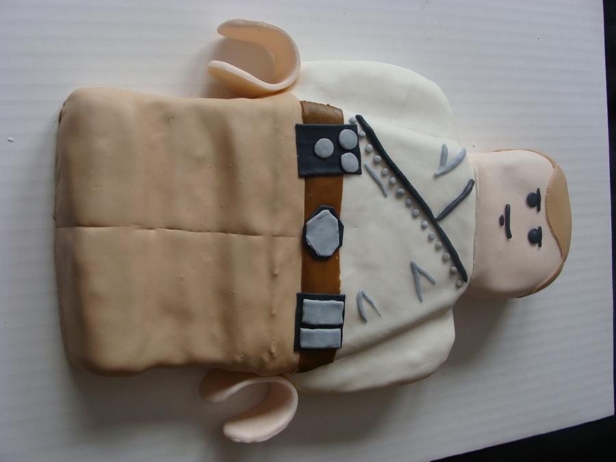 Lego Luke Skywalker - CakeCentral.com