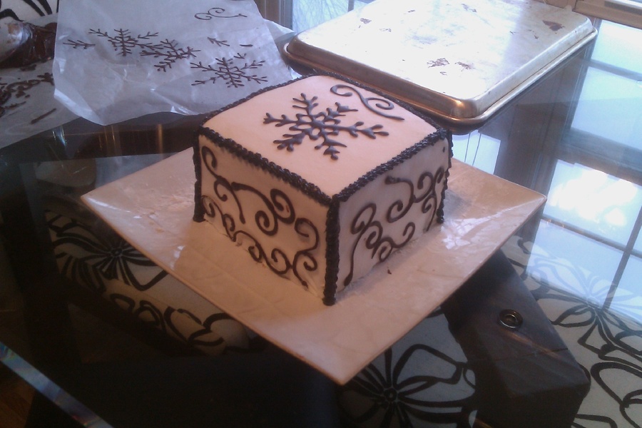 Snowflake Cake - CakeCentral.com