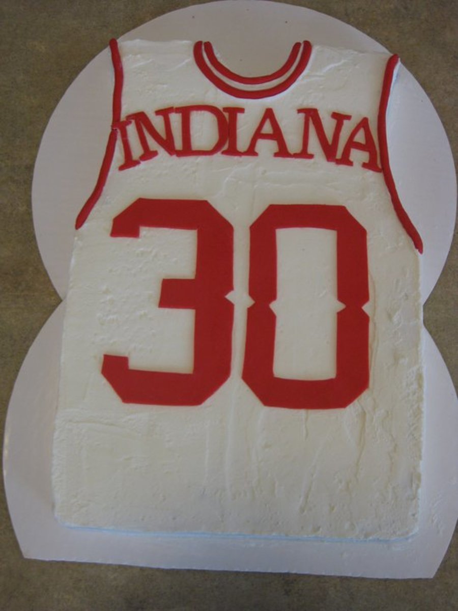 Iu Basketball Jersey Cake - CakeCentral.com