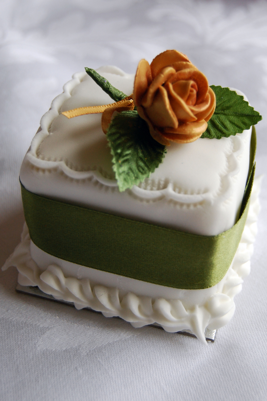 Miniature Rose Wedding Cakes - CakeCentral.com