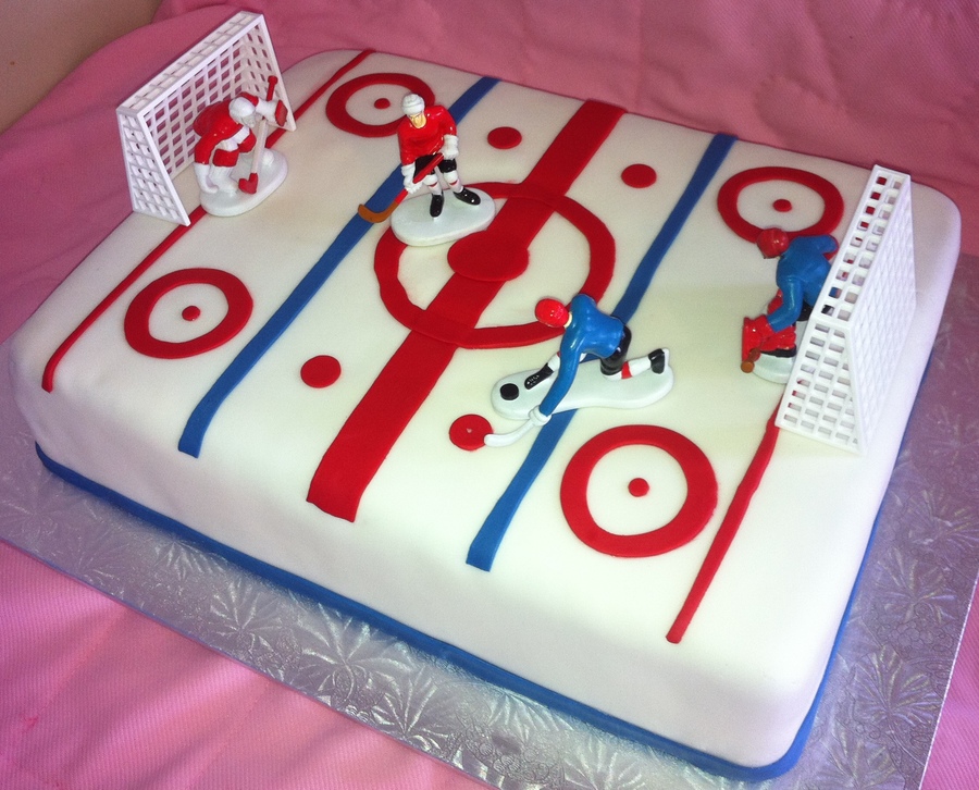 Hockey Cake - CakeCentral.com
