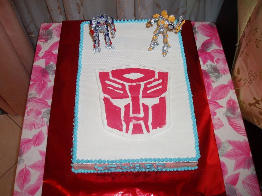 Transformers Cake - CakeCentral.com