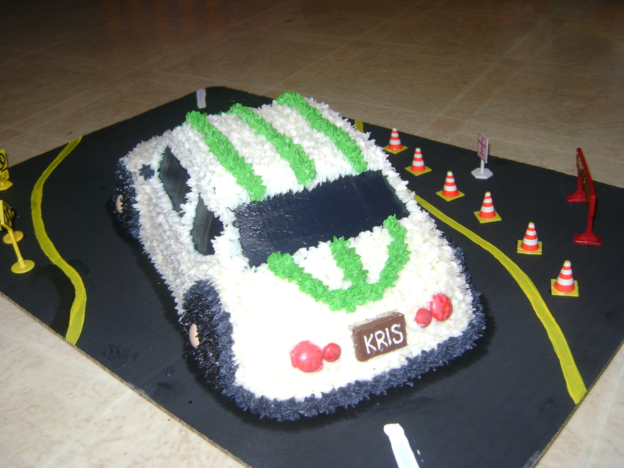 3D Car Cake - CakeCentral.com