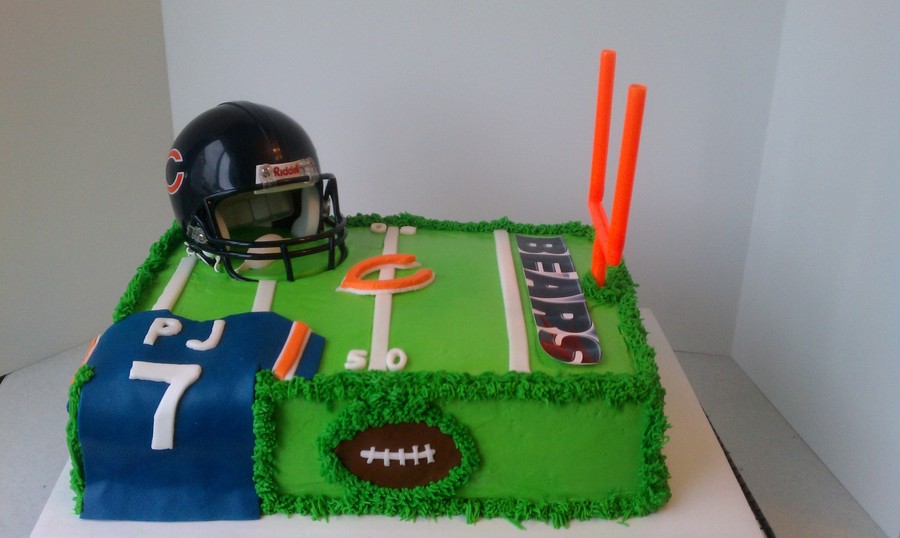 Chicago Bears Football Field - CakeCentral.com