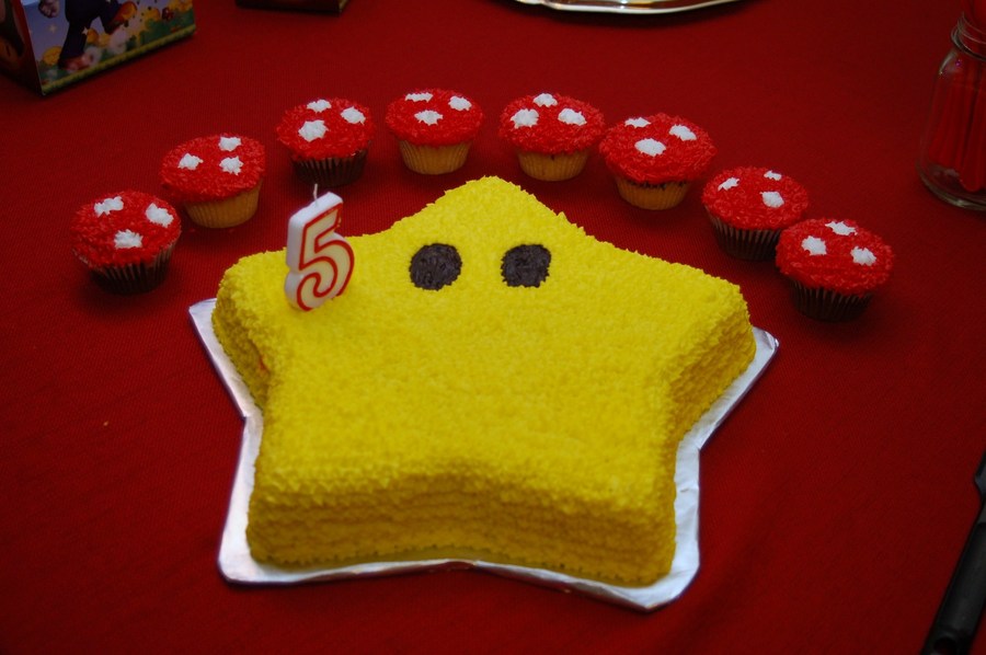 Mario Star Cake - CakeCentral.com