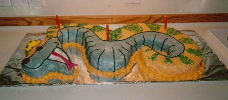 Snake Cake - CakeCentral.com