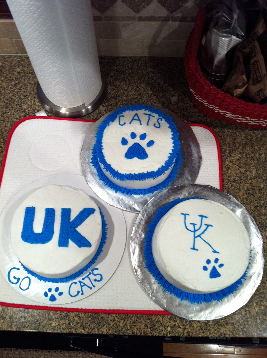 Go Cats! - CakeCentral.com