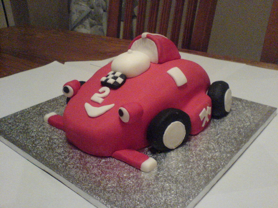 Roary The Racing Car - CakeCentral.com
