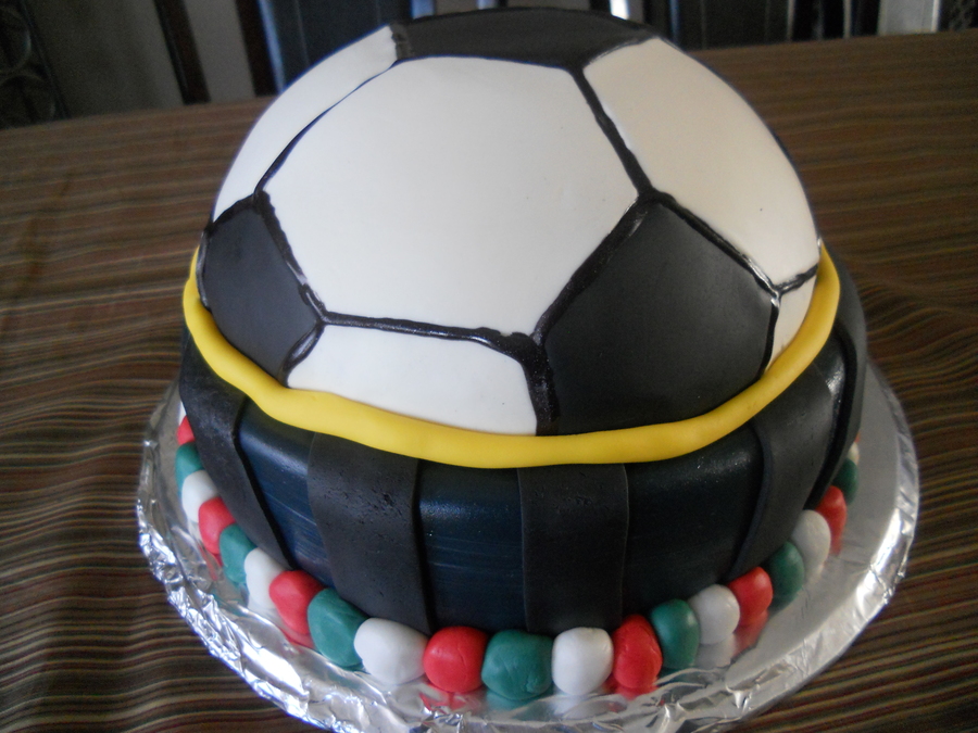 Forza Inter Milan!! - CakeCentral.com