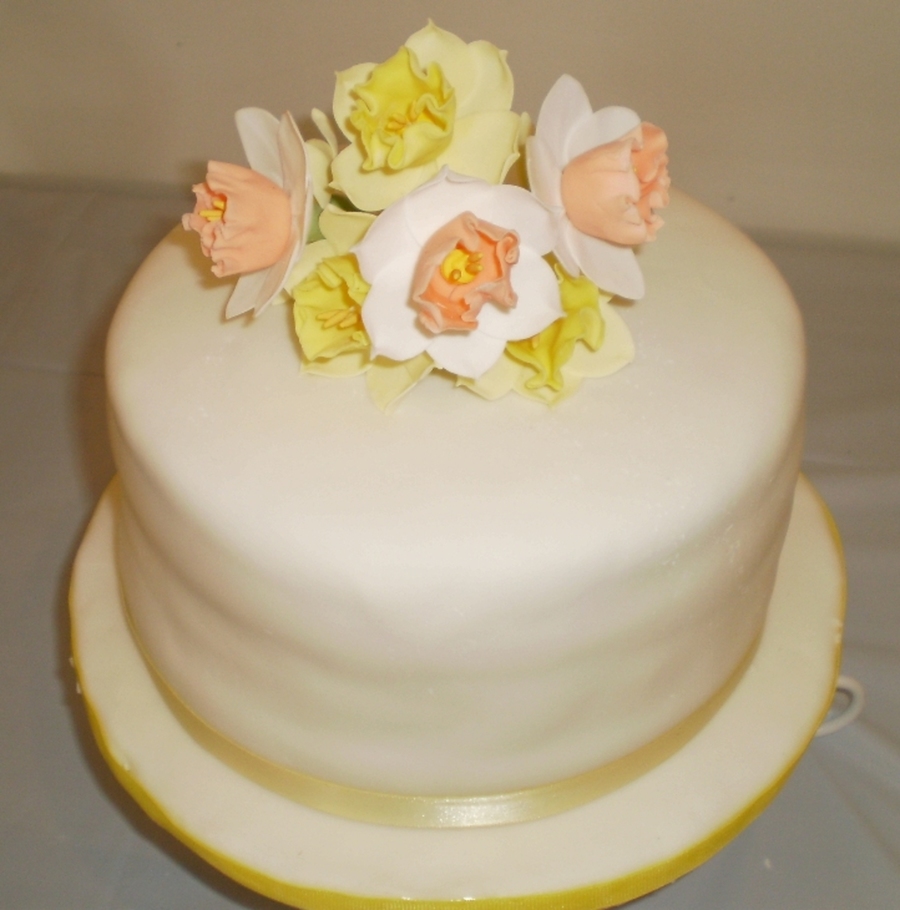 Daffodils - CakeCentral.com