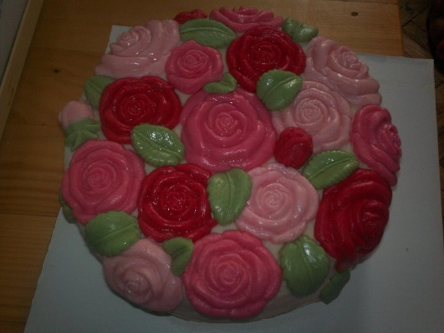 Roses - CakeCentral.com