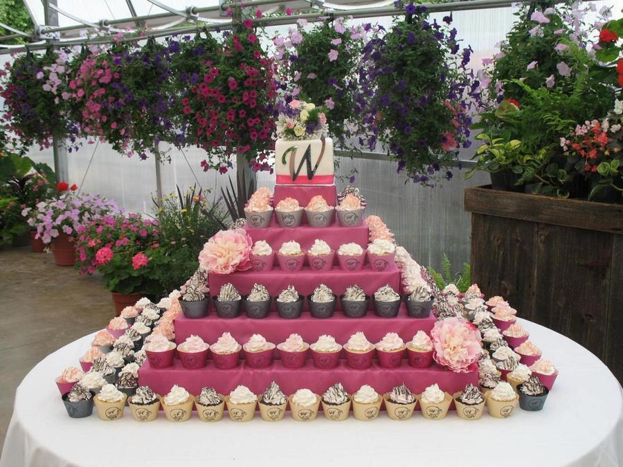 Cupcake Wedding Pyramid - CakeCentral.com