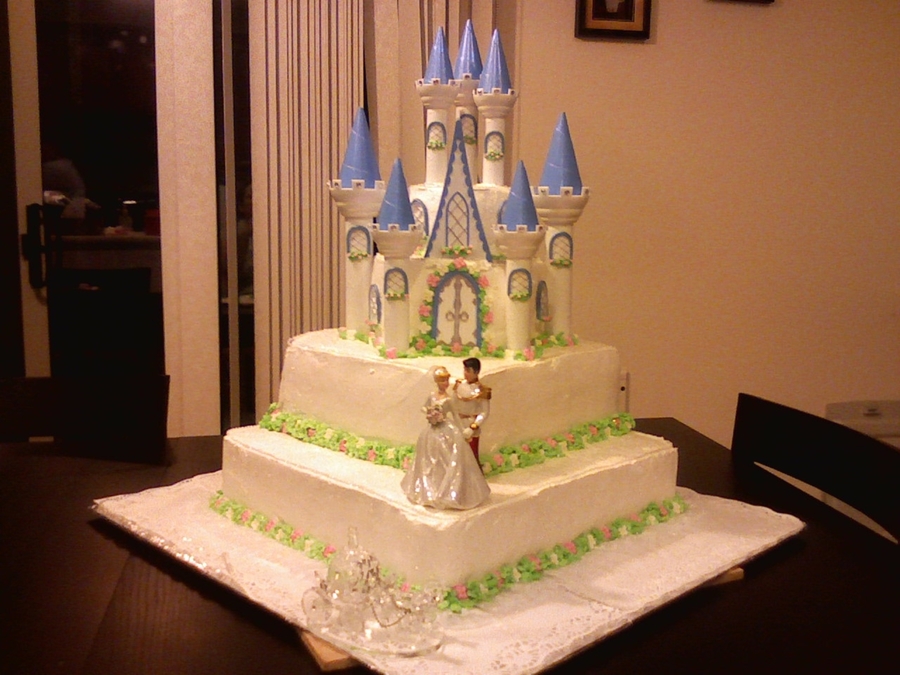 Cinderella Castle Cake - CakeCentral.com