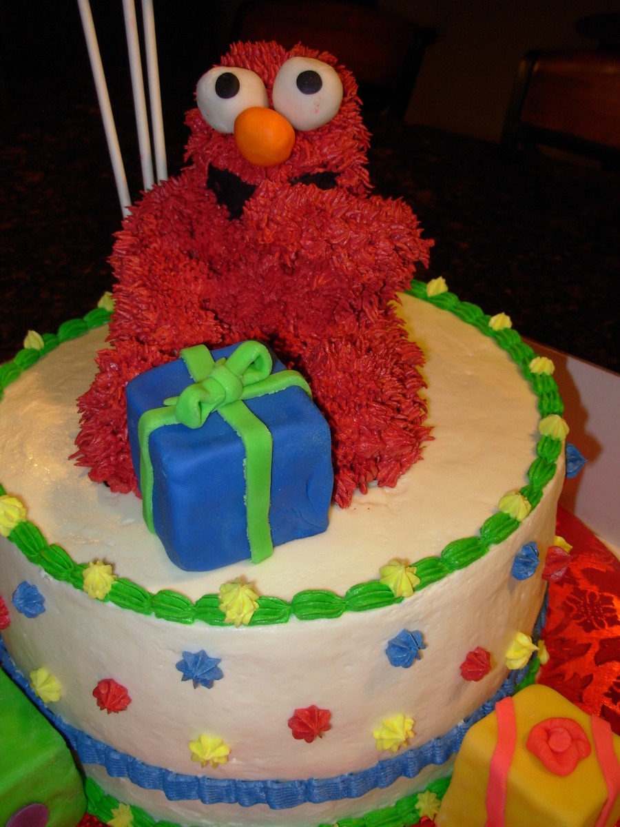 Elmo Birthday Cake - CakeCentral.com