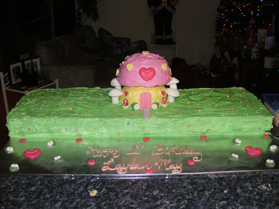 Mushroom Cake - CakeCentral.com
