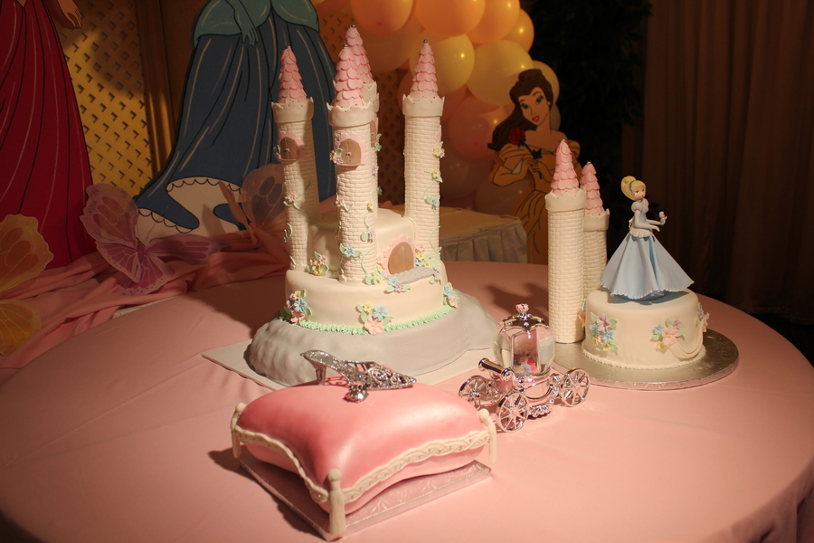 Cinderella Castle Cake - CakeCentral.com