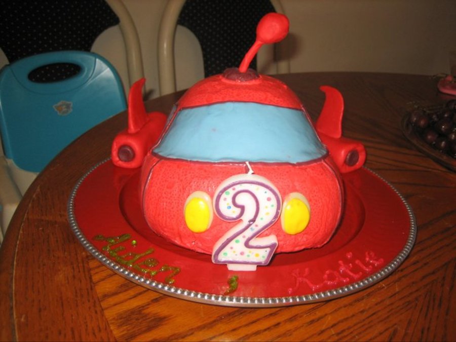 Little Einstein Rocket Ship Cake - CakeCentral.com