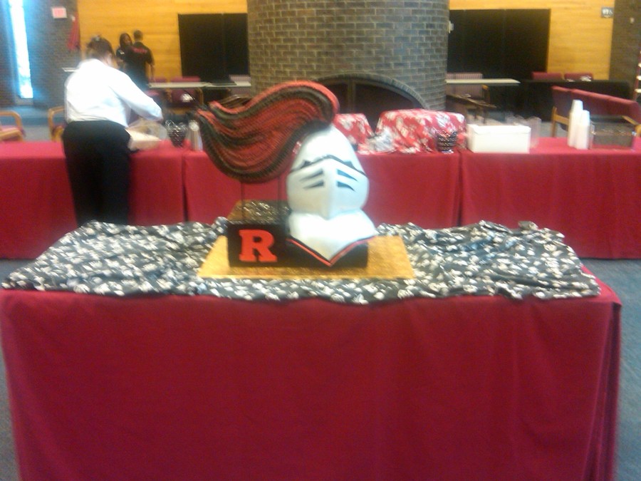 Rutgers Scarlet Knight - CakeCentral.com