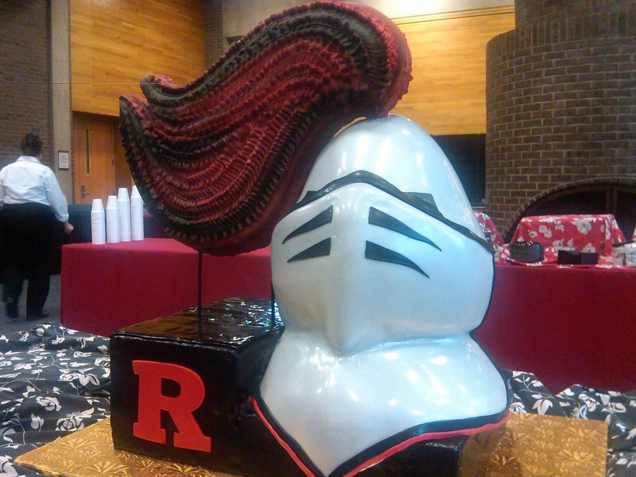 Rutgers Scarlet Knight - CakeCentral.com
