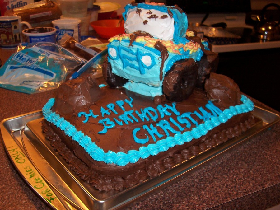 Let's Go Mudding Cake - CakeCentral.com