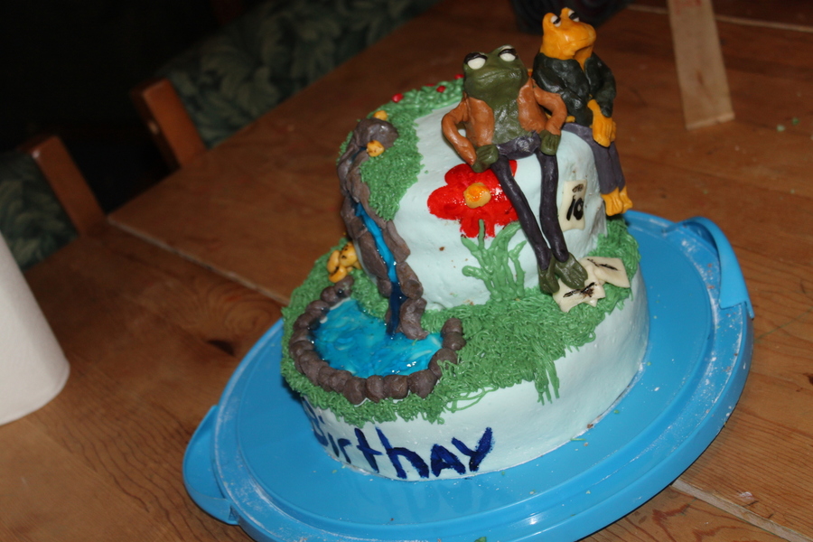 Frog And Toad - CakeCentral.com