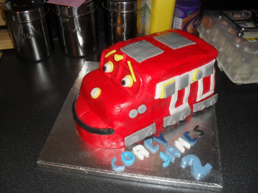 Chuggington Cake - CakeCentral.com