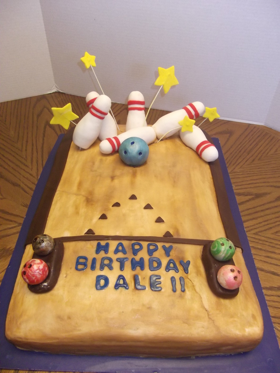 Bowling Birthday Cake - CakeCentral.com