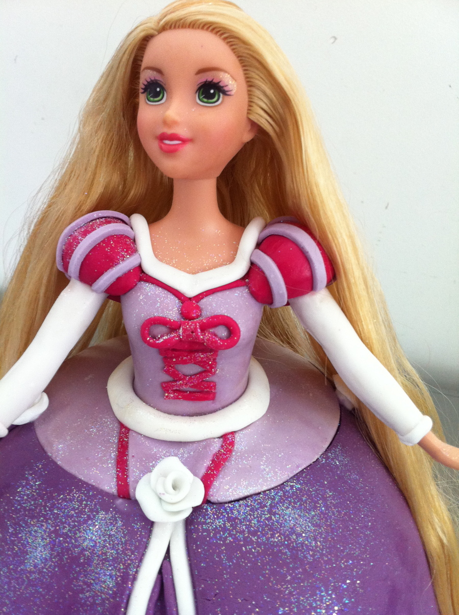 Tangled Rapunzel Cake - CakeCentral.com