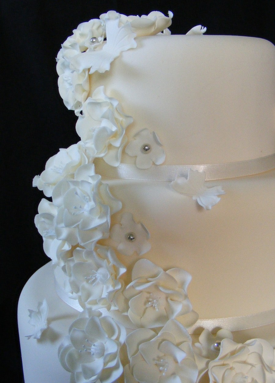Vintage Flower Wedding Cake - CakeCentral.com