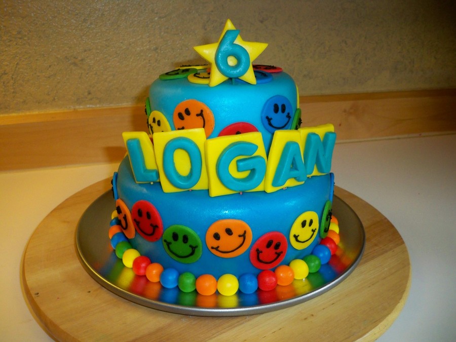 Smiley Face Birthday Cake :) - CakeCentral.com