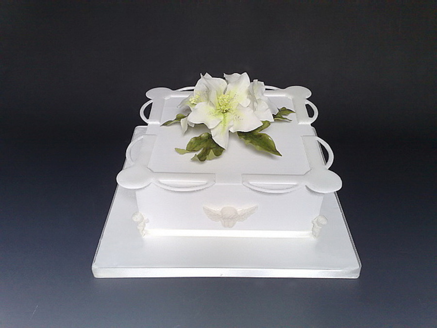 Royal Iced Christmas Cake With Collar - CakeCentral.com