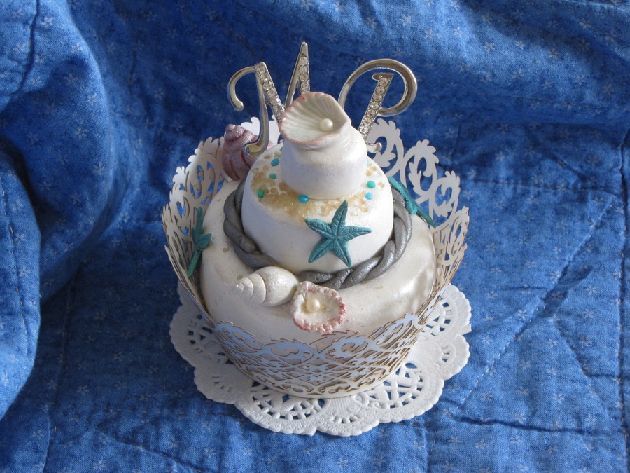 Seashell Bridal Cupcake - CakeCentral.com