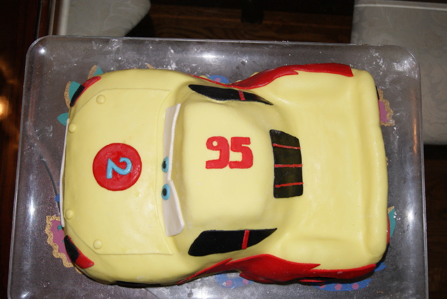 Yellow Lightning Mcqueen Car - CakeCentral.com