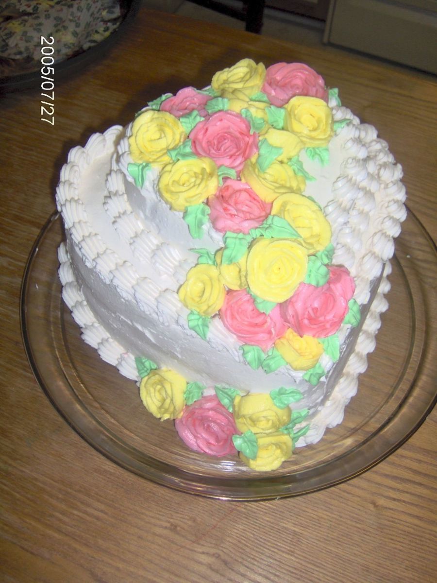 "classic" Heart Shaped Cake - CakeCentral.com