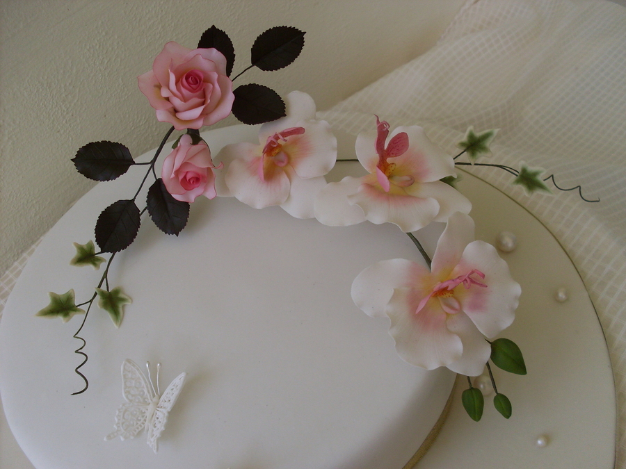 White Chocolate Pearls, Gumpaste Roses & Gumpaste Moth Orchids!! - CakeCentral.com