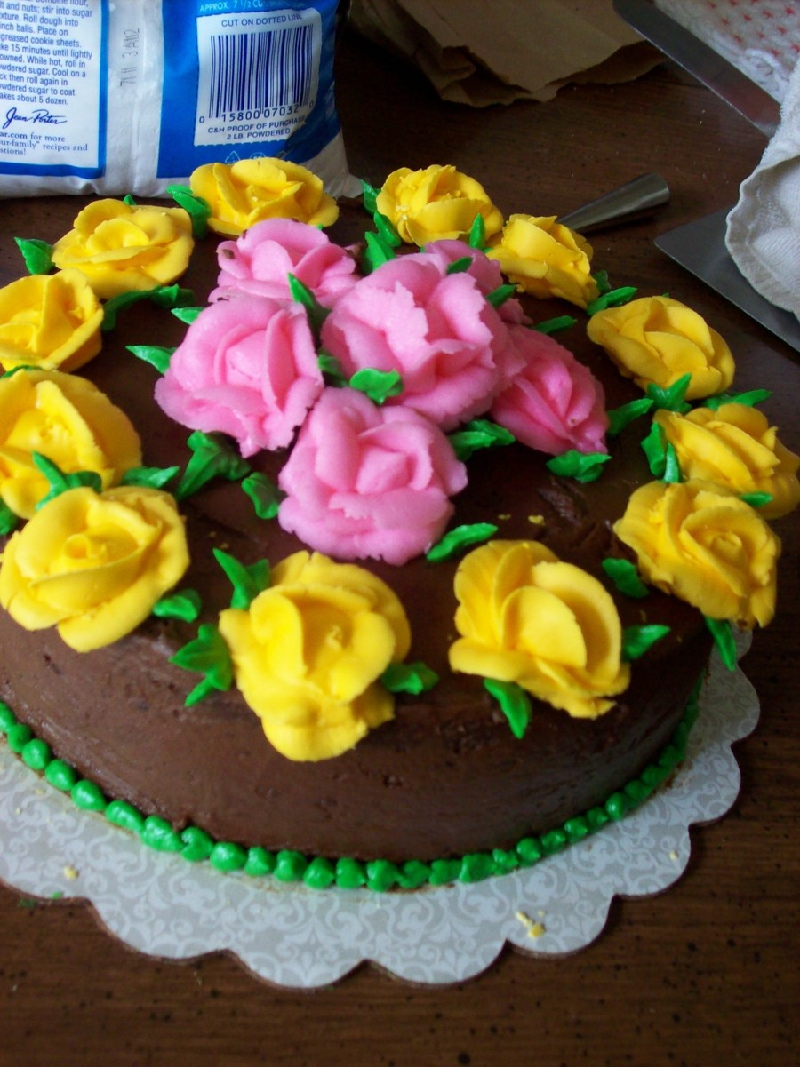 Royal Icing Roses - CakeCentral.com