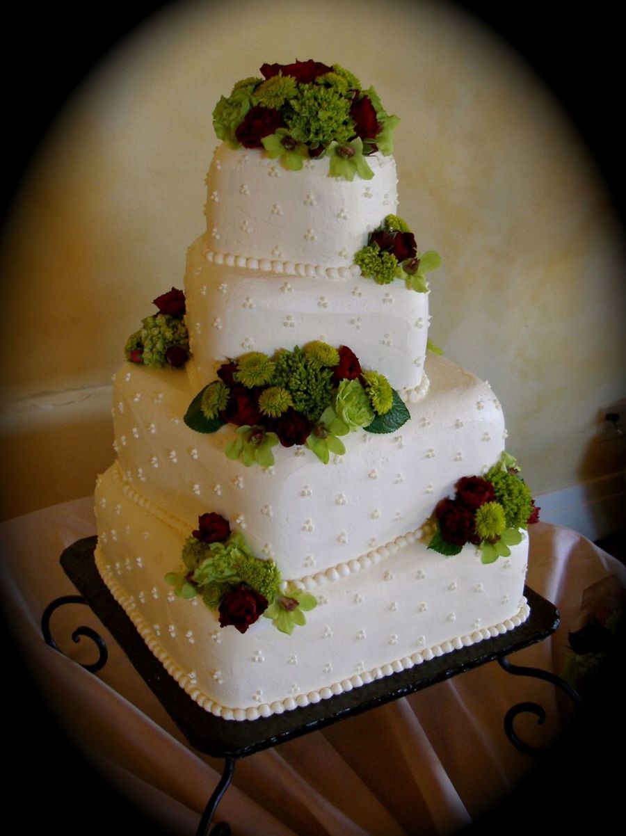 Square Twisted - CakeCentral.com