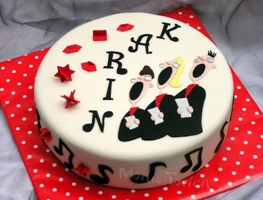 Choir Cake For An Origami Fan - CakeCentral.com