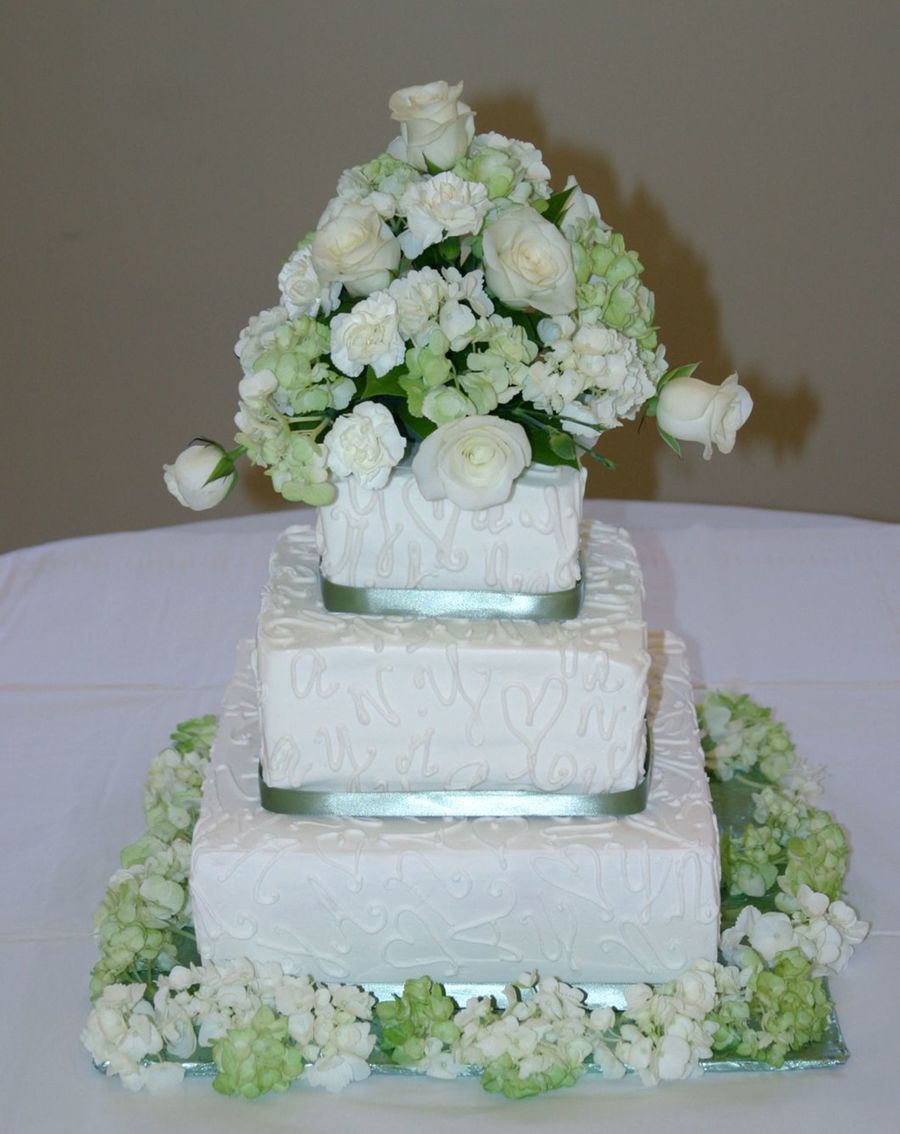 Square Scroll Cake - CakeCentral.com