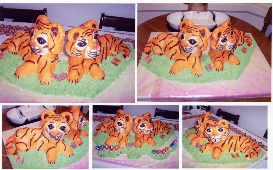 Tiger Cubs Cake - CakeCentral.com
