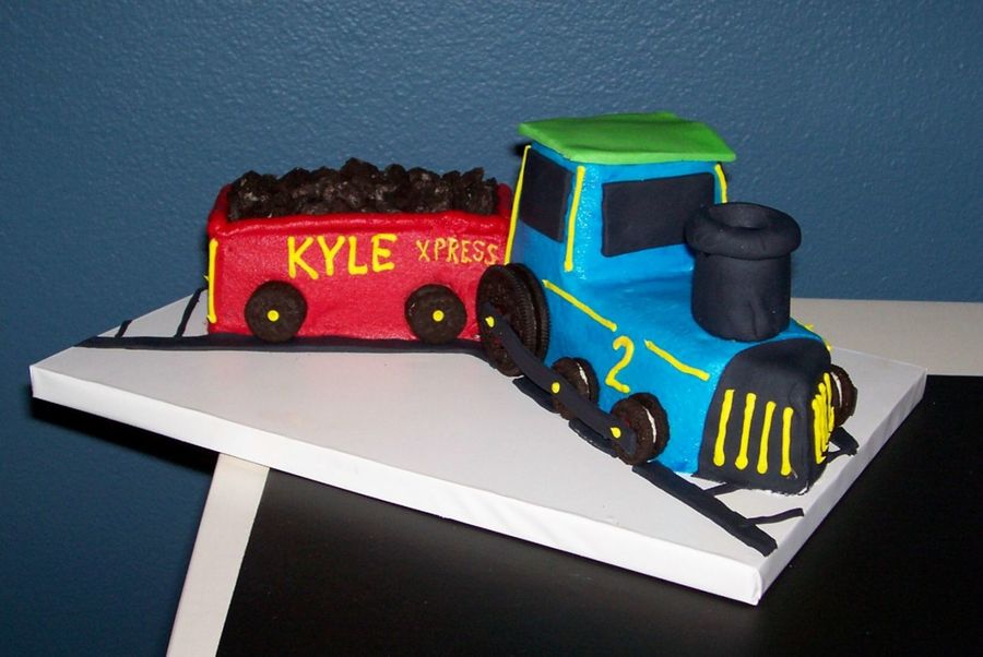 Train Smash Cake - CakeCentral.com