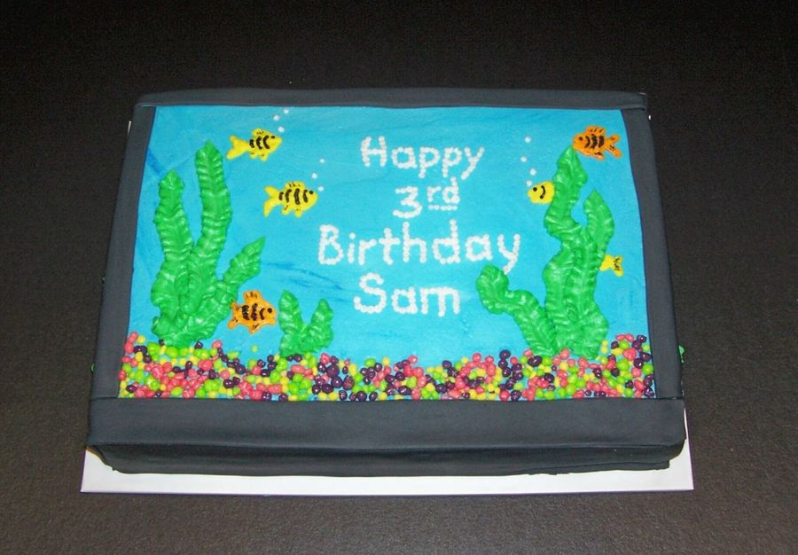 Aquarium Cake - CakeCentral.com