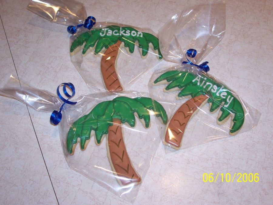Palm Trees Cookies - CakeCentral.com