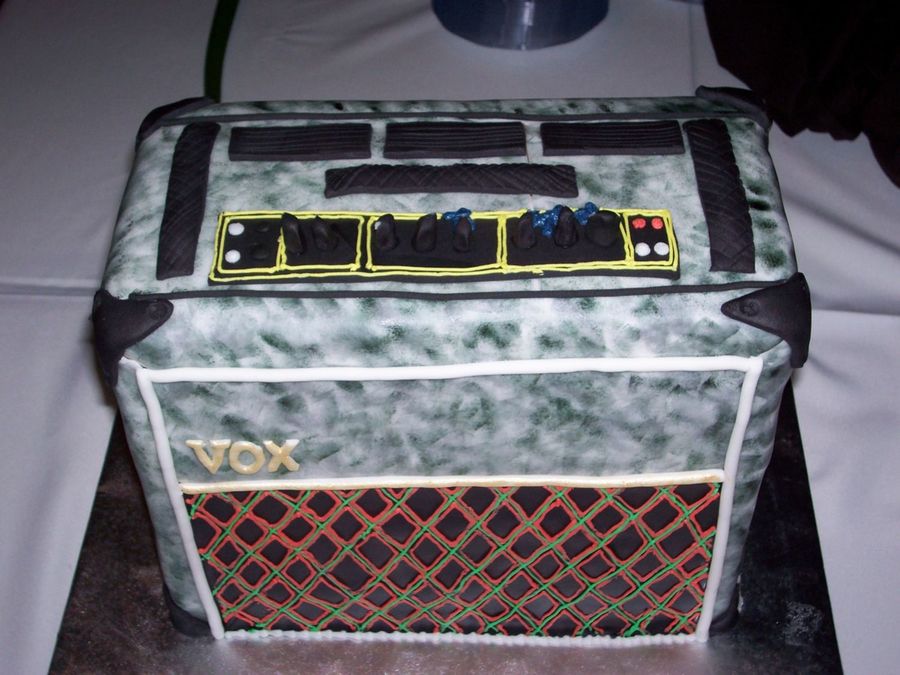 Vox Amp - CakeCentral.com