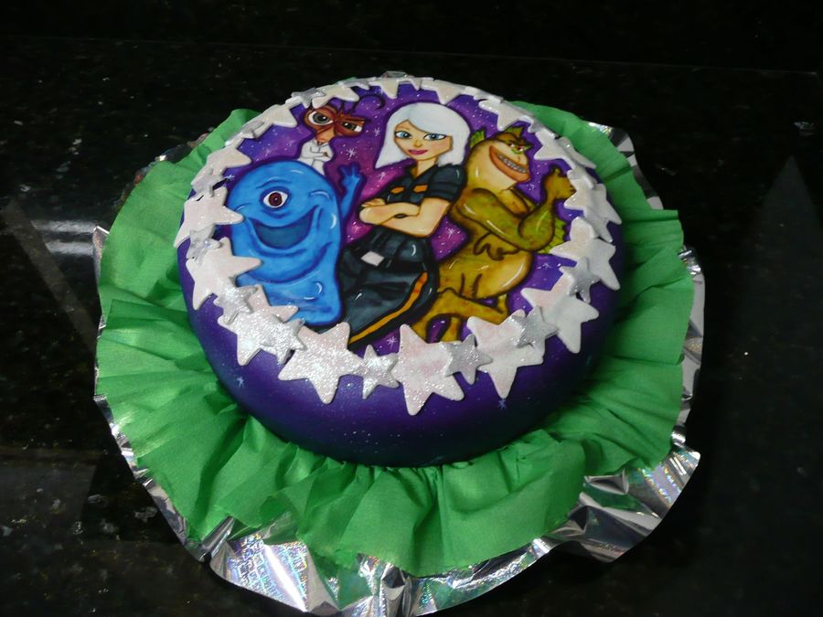 Monsters Vs. Aliens - CakeCentral.com
