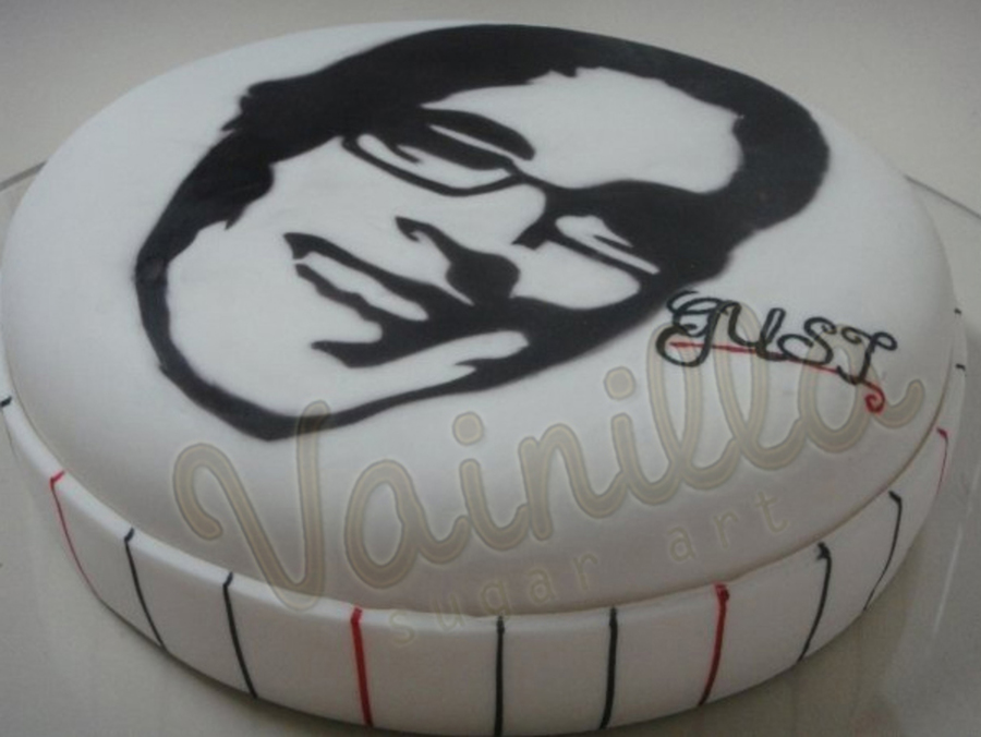 Birthday Stencil - CakeCentral.com